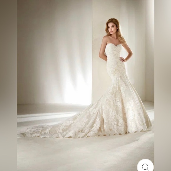 Pronovias | Dresses | Pronovias Lace Wedding Dress | Poshmark